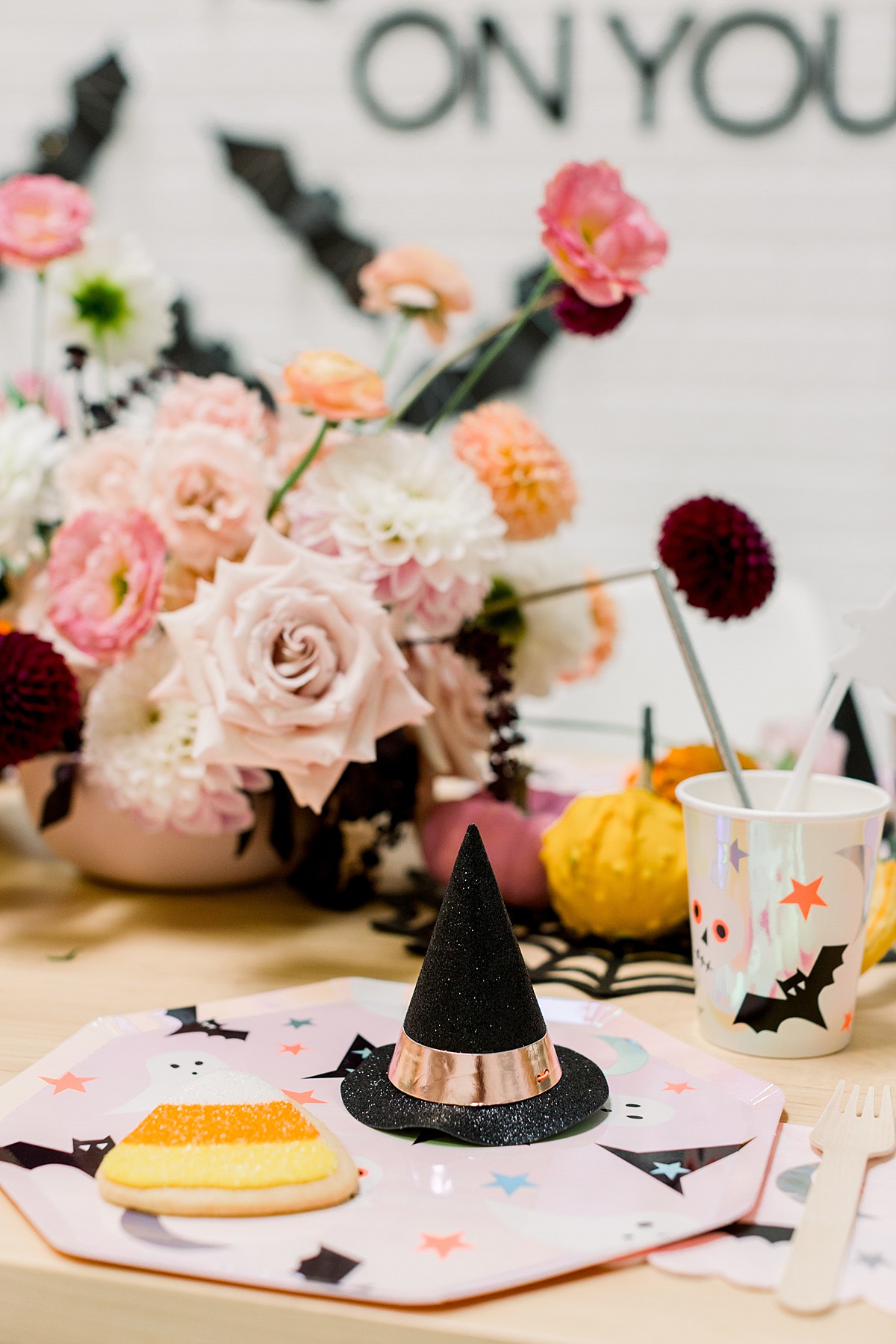 Style & Design: @wittybash | Wittybash.com Party Supplies: @wittybash ...